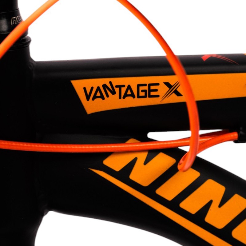 Bicicleta MTB 27.5 inch, 21 viteze, schimbator Shimano, frane pe disc