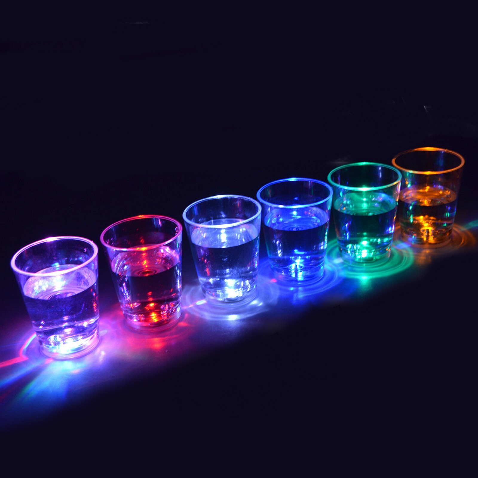 Pahar Shot LED 50 ml, lumina intermitenta, inaltime 6.5 cm